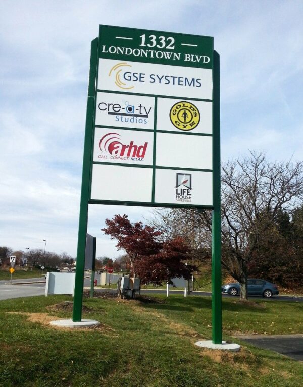 Monument & Pylon signs - Shannon Baum